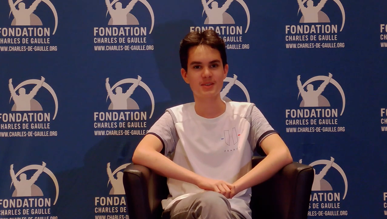 Rencontre avec Raphaël Caron, le plus jeune admirateur du Général de ...